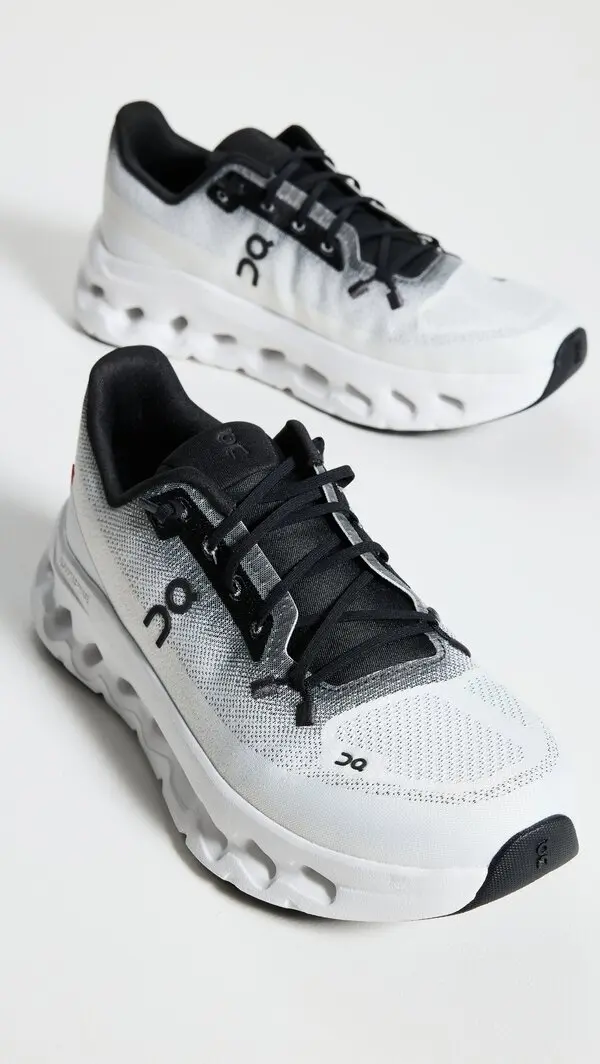 On Cloudtilt Sneakers - Black Ivory | Editorialist